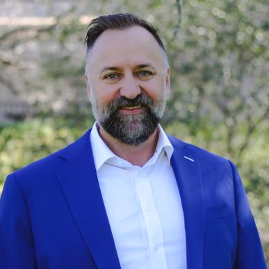 Jayson Flory - Realty ONE Group Complete